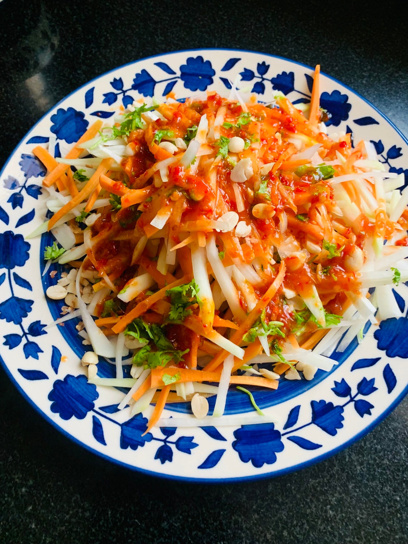 SWEET AND SPICY RAW PAPAYA SALAD – Aathira Sethumadhavan